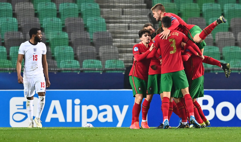 Portugal 2 0 Inglaterra Sub 21 Pé E Meio Nos “quartos”
