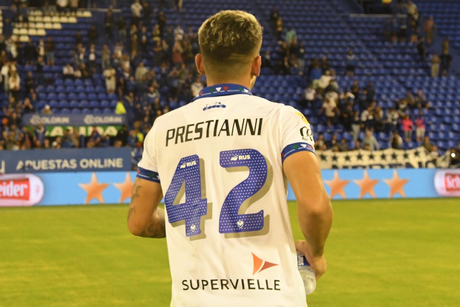 Olheiro BnR | Gianluca Prestianni, a “pulga” Azulada!