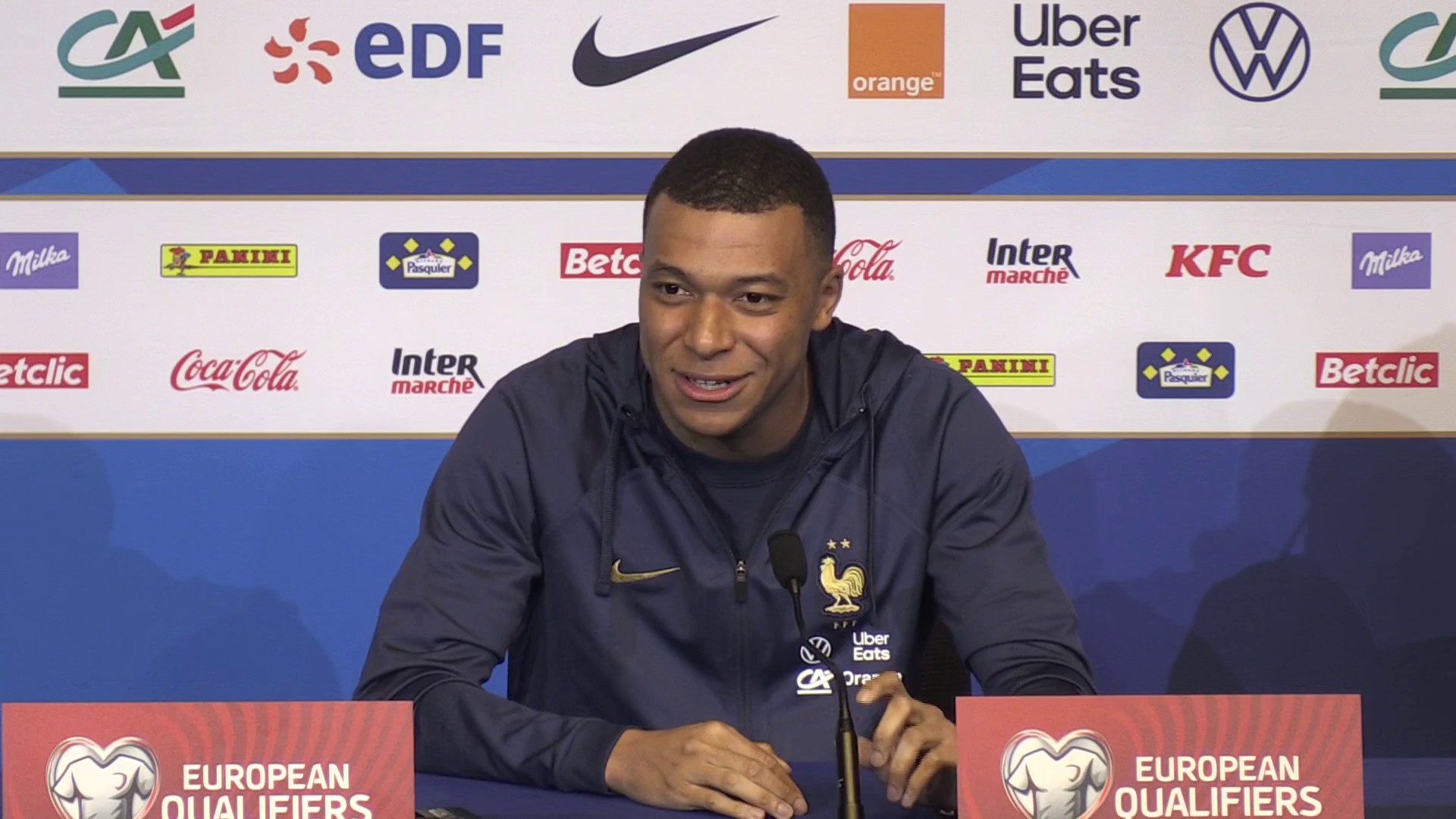 Kylian Mbappé faz história e torna-se melhor marcador francês duma só época