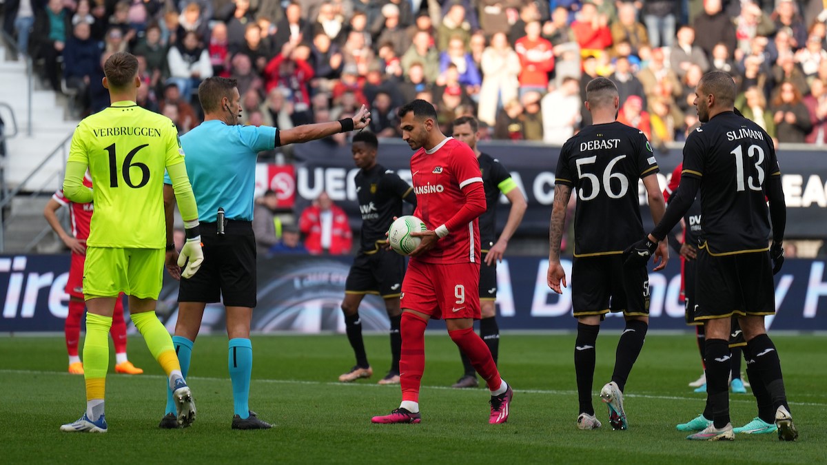 Vangelis Pavlidis de volta ao radar do Benfica que oferece mais de 20 ...