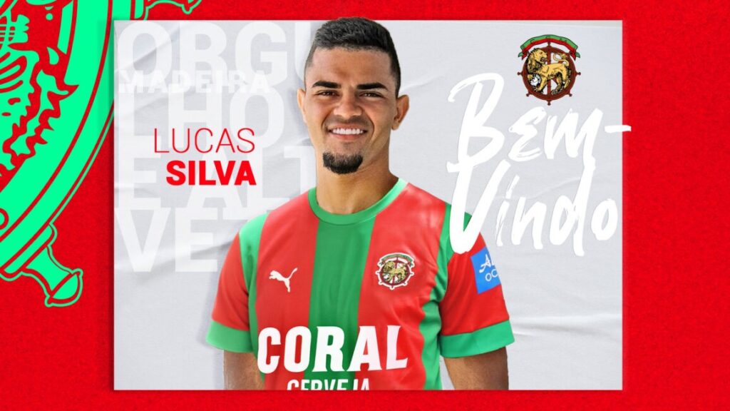 CS Marítimo apresenta Lucas Silva