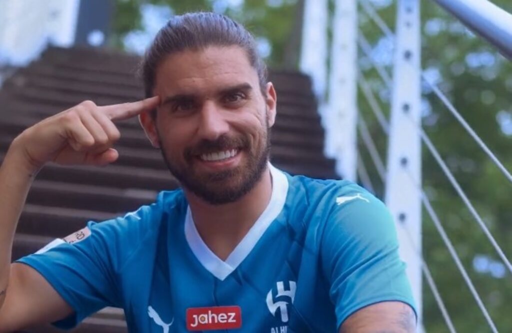 Rúben Neves oficializado no Al Hilal