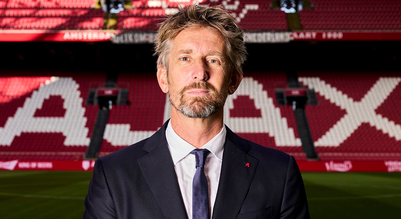 Edwin van der Sar está nos cuidados intensivos com uma hemorragia cerebral