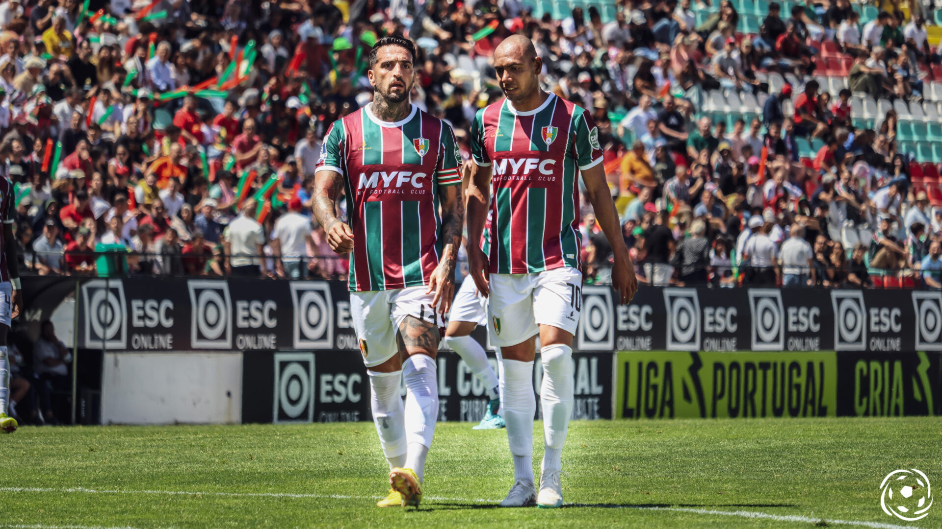 Miguel Lopes renova contrato com o Estrela Amadora