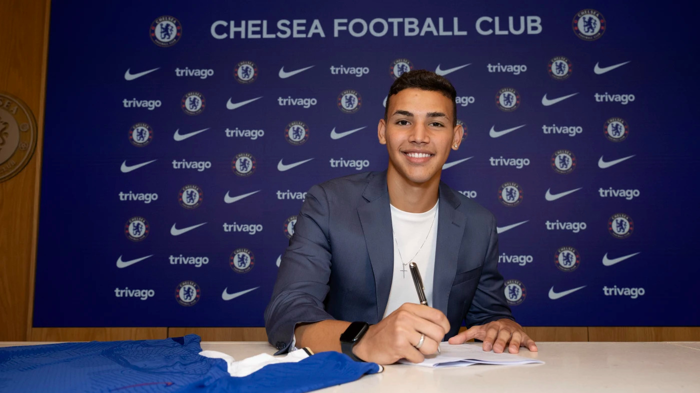 Deivid Washington ruma ao Chelsea FC