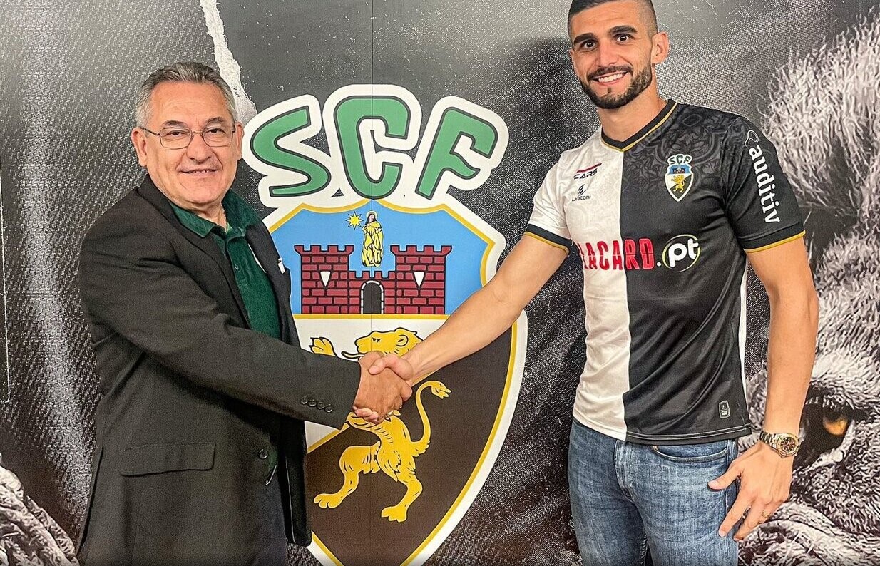 Igor Rossi reforça SC Farense