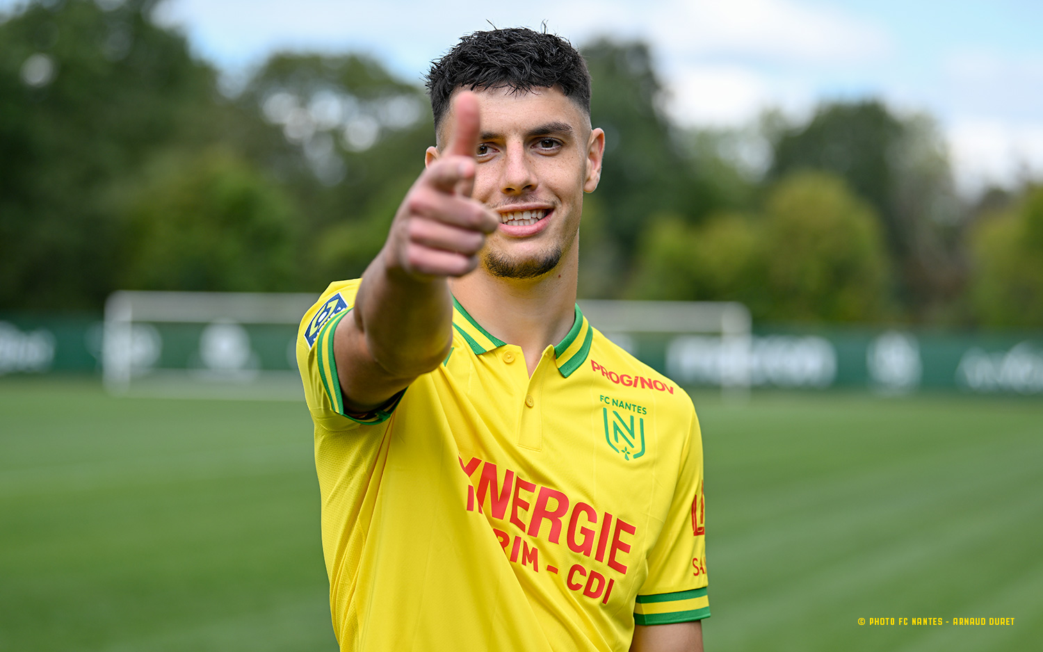 Nantes contrata Matthis Abline e Eray Comert