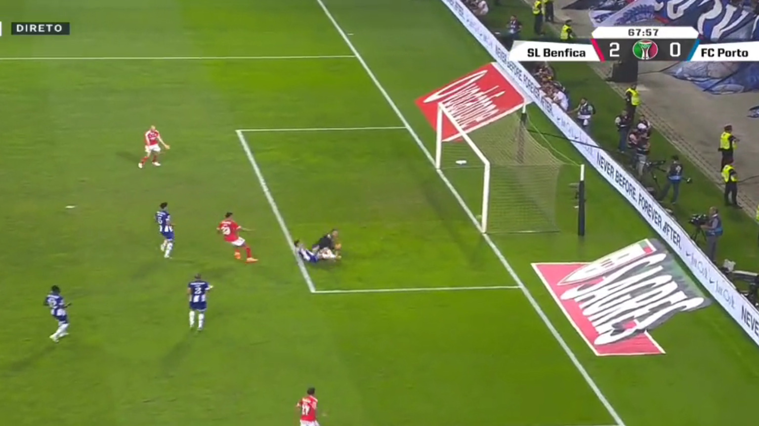 Petar Musa saltou do banco ao intervalo para marcar o segundo do SL ...