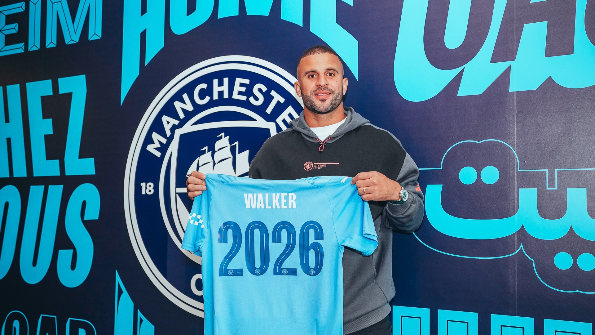 Kyle Walker renova contrato com o Manchester City até 2026