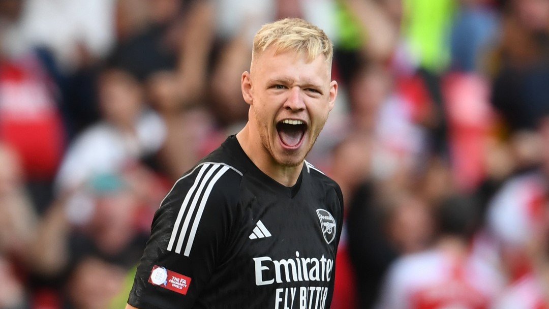 Arsenal define cinco guarda-redes que podem substituir Aaron Ramsdale