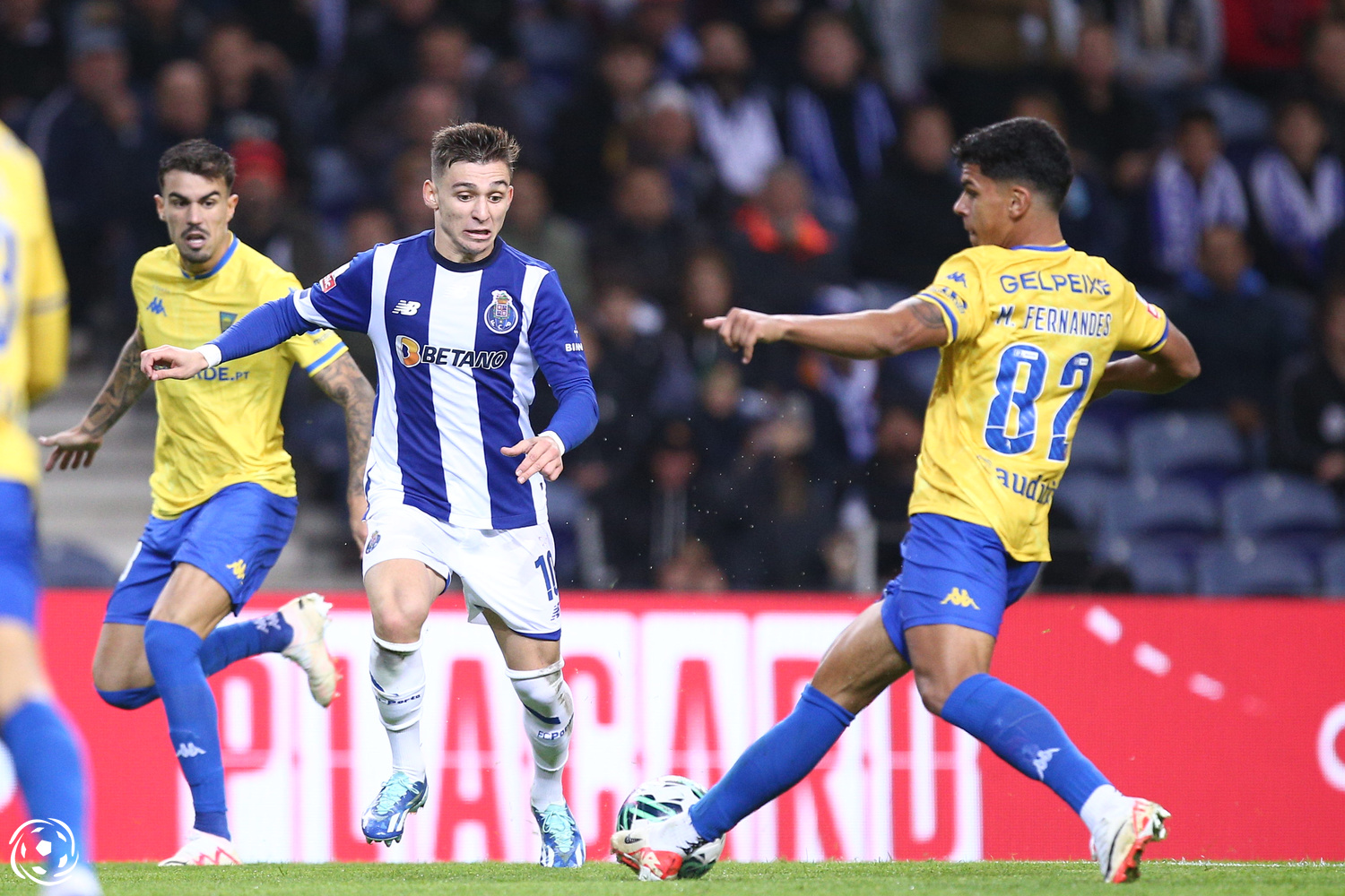 O carrasco de amarelo e azul | Estoril Praia x FC Porto
