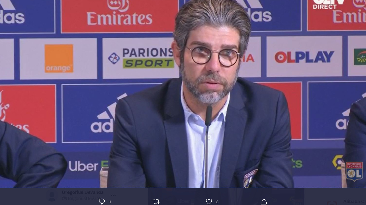 Juninho Pernambucano pode estar perto do regresso ao Lyon