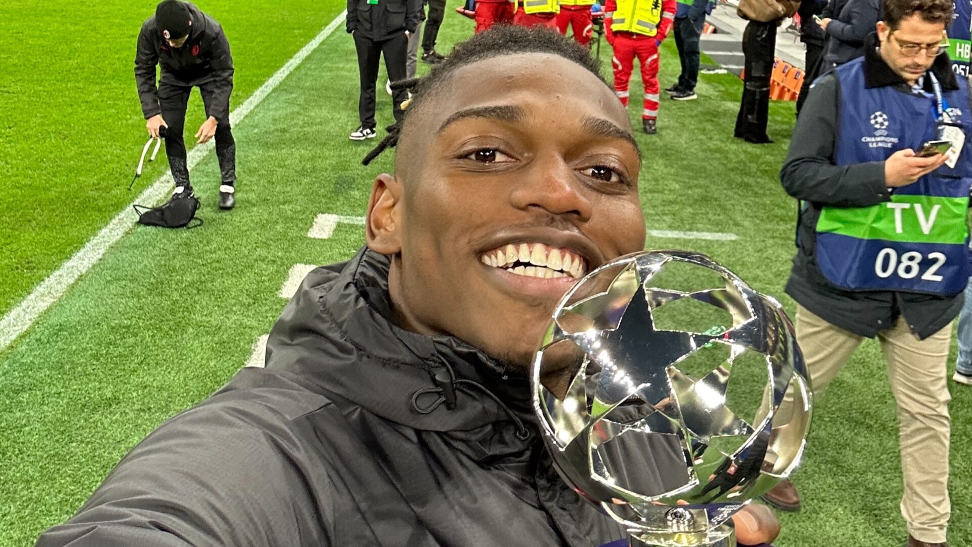 Rafael Leão novamente eleito melhor em campo pelo AC Milan