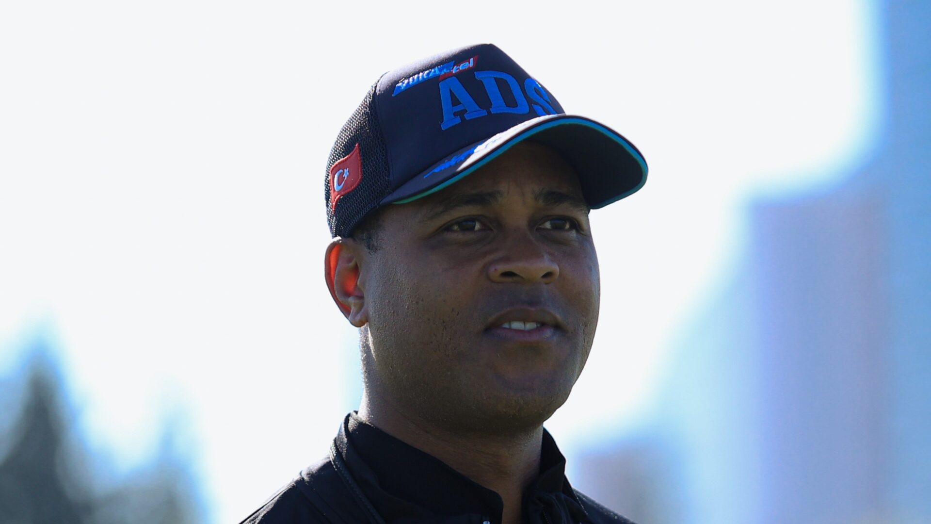 Adana Demirspor de Nani despede Patrick Kluivert e antigo internacional ...