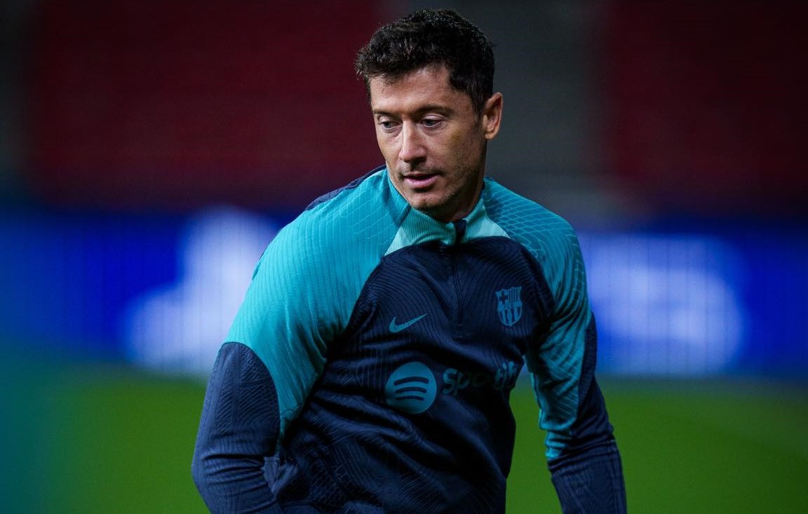 France Football pondera dar Bola de Ouro de 2020 a Robert Lewandowski