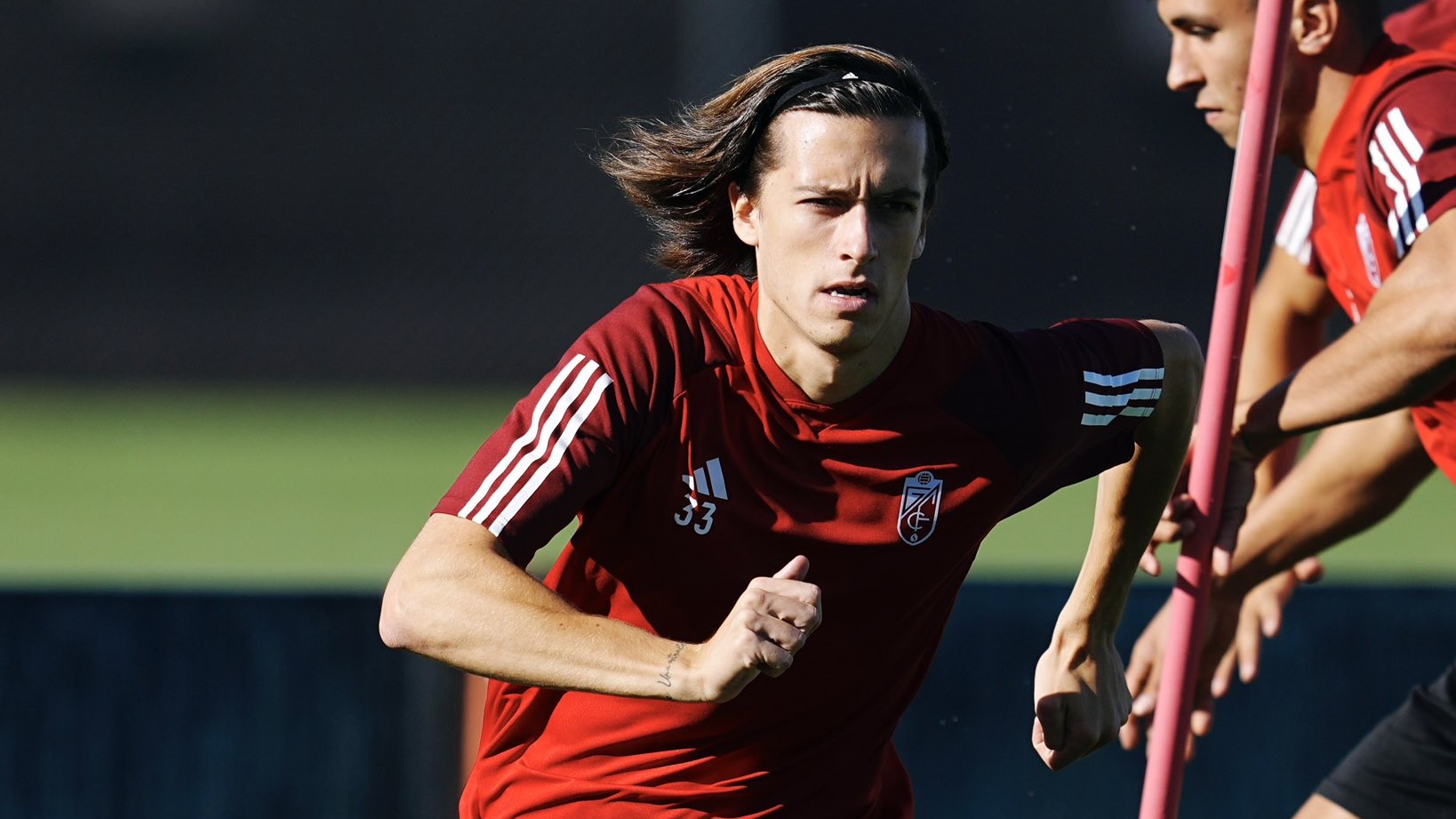 Os detalhes exclusivos da transferência de Álvaro Fernández para o Benfica