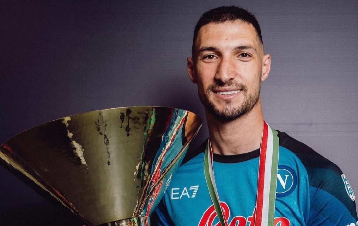 Matteo Politano renova com o Nápoles até 2027