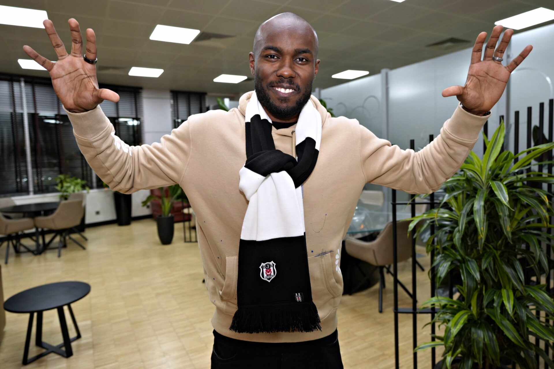 Al Musrati perto de rumar à Arábia Saudita para ser orientado por um ...