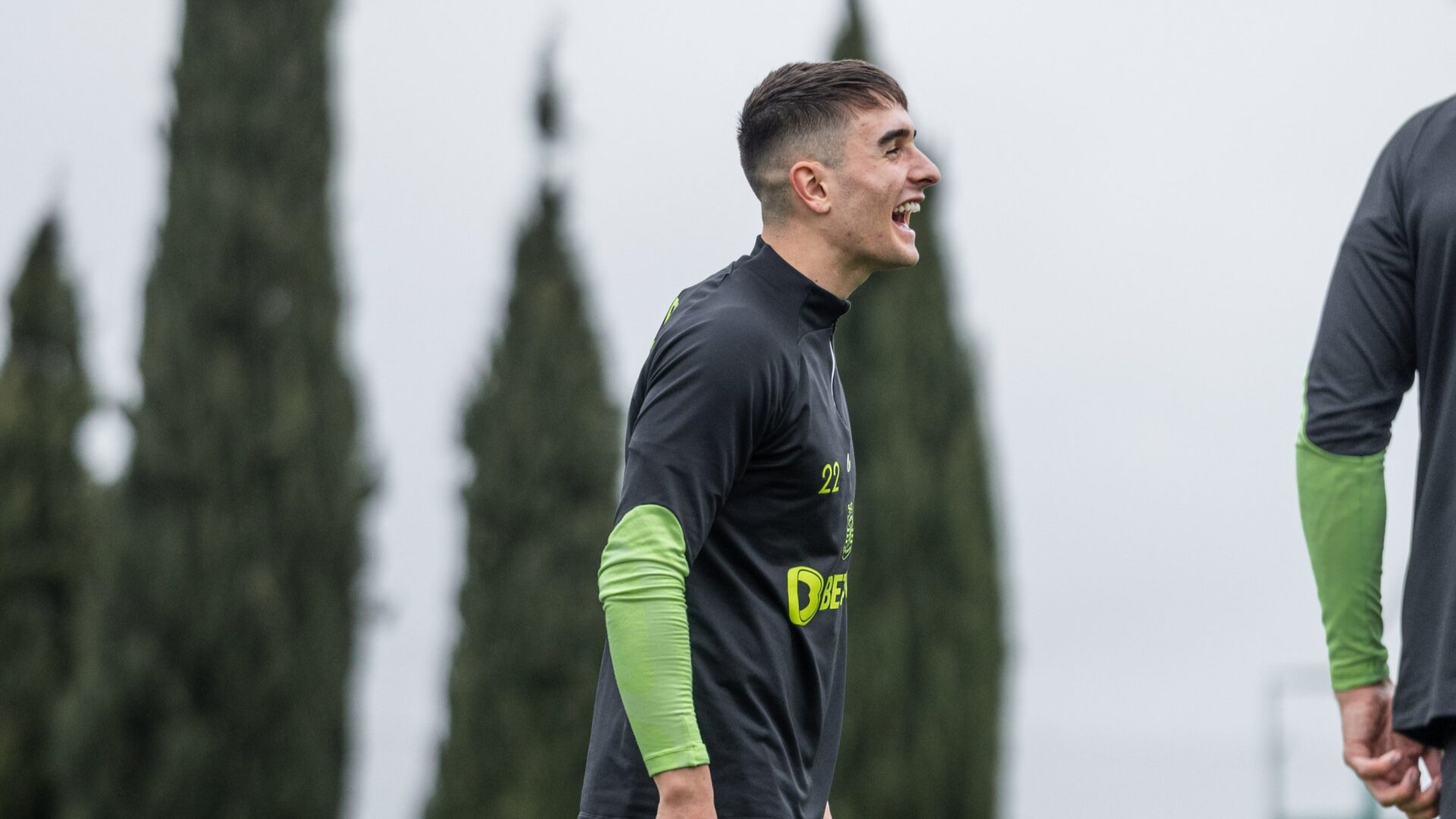 Iván Fresneda de regresso aos treinos do Sporting depois de lesão