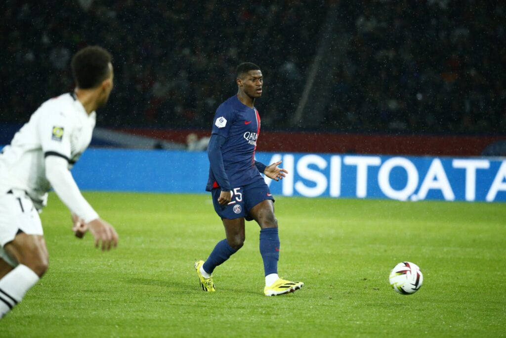 PSG atualiza boletim clínico e Nuno Mendes está lesionado