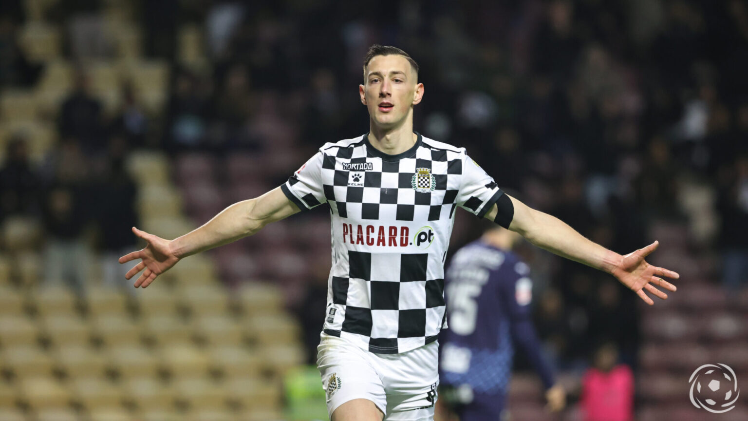 Há novidades sobre o futuro de Róbert Bozeník