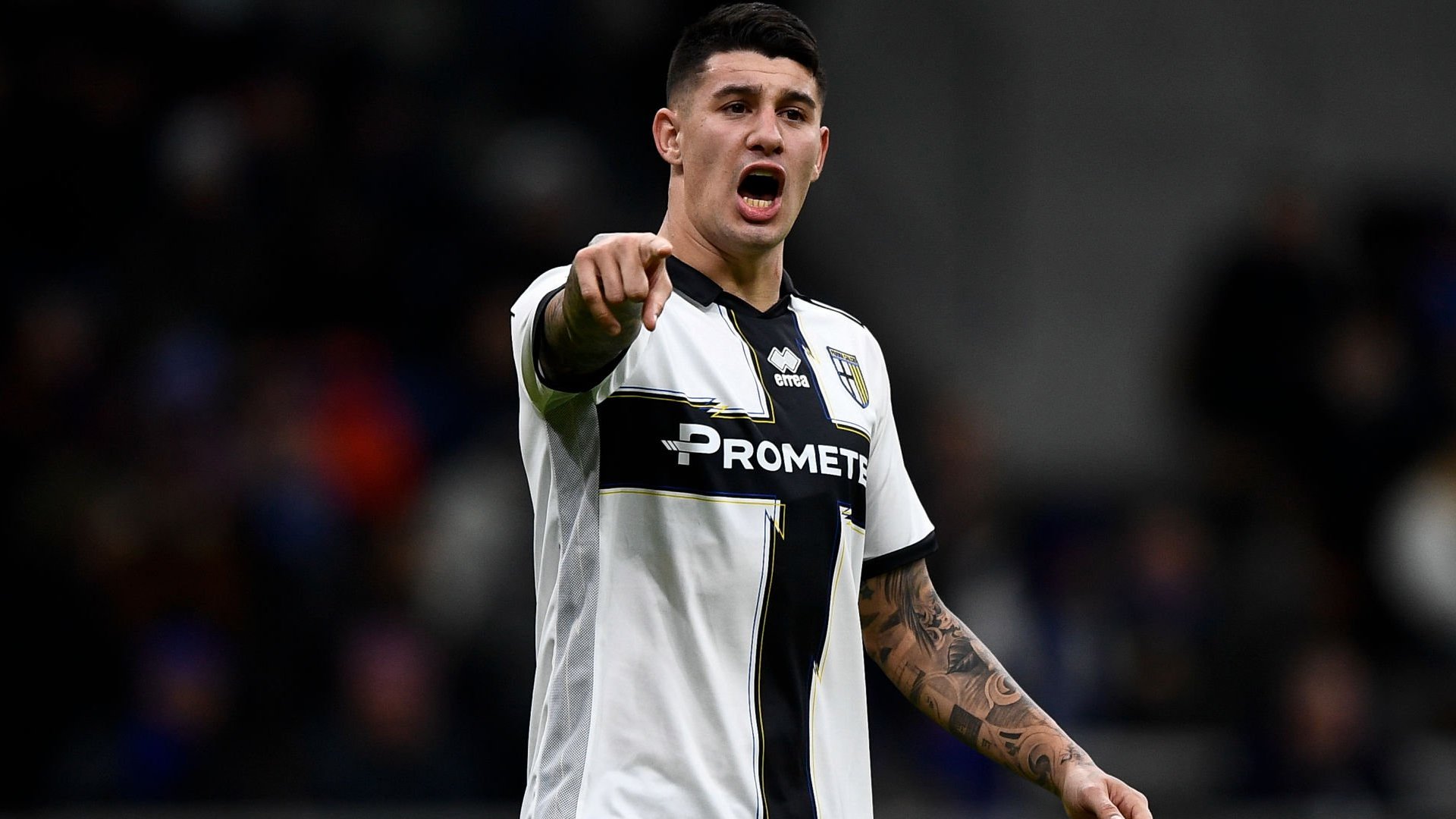 Lautaro Valenti renova com o Parma