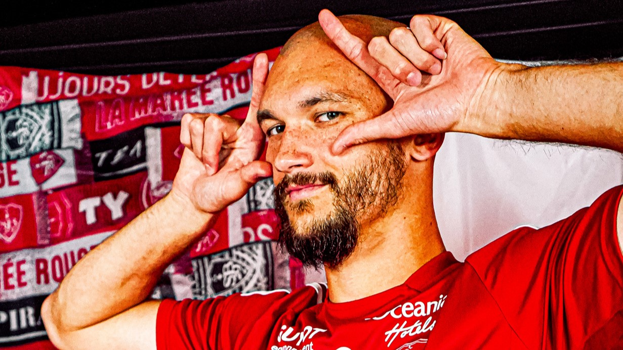 Ludovic Ajorque regressa a França para jogar Liga dos Campeões pelo Brest