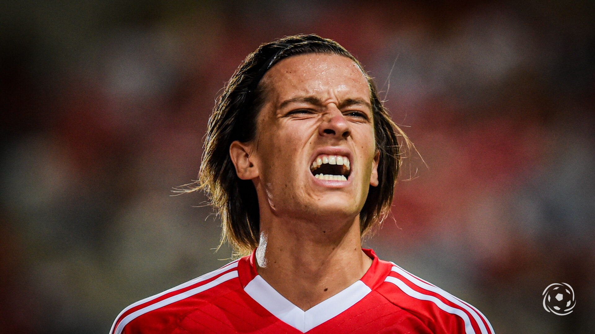 Barcelona disposto a oferecer jogador ao Benfica para baixar preço de ...