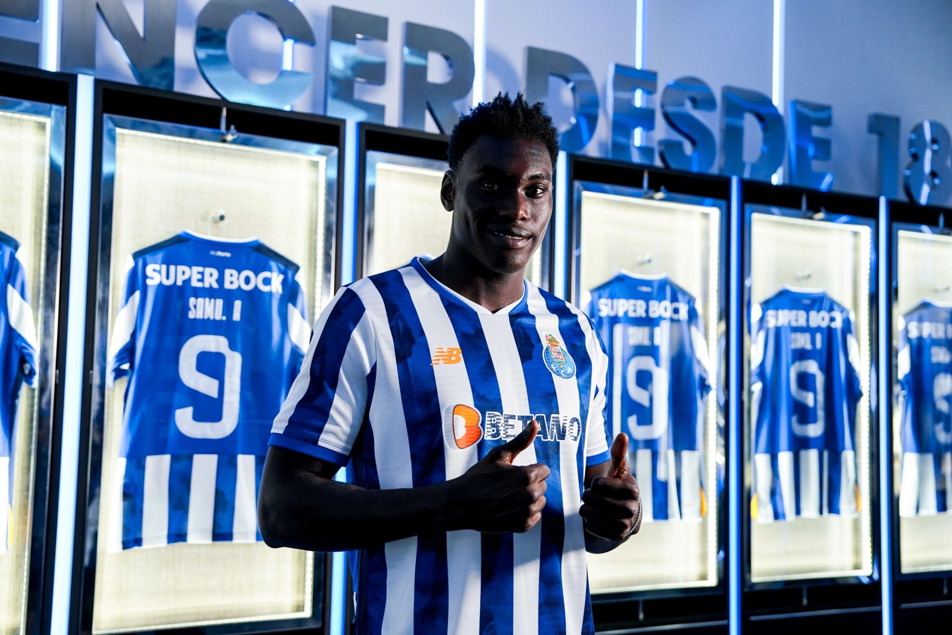 Samu Omorodion bisa no Vitória SC x FC Porto