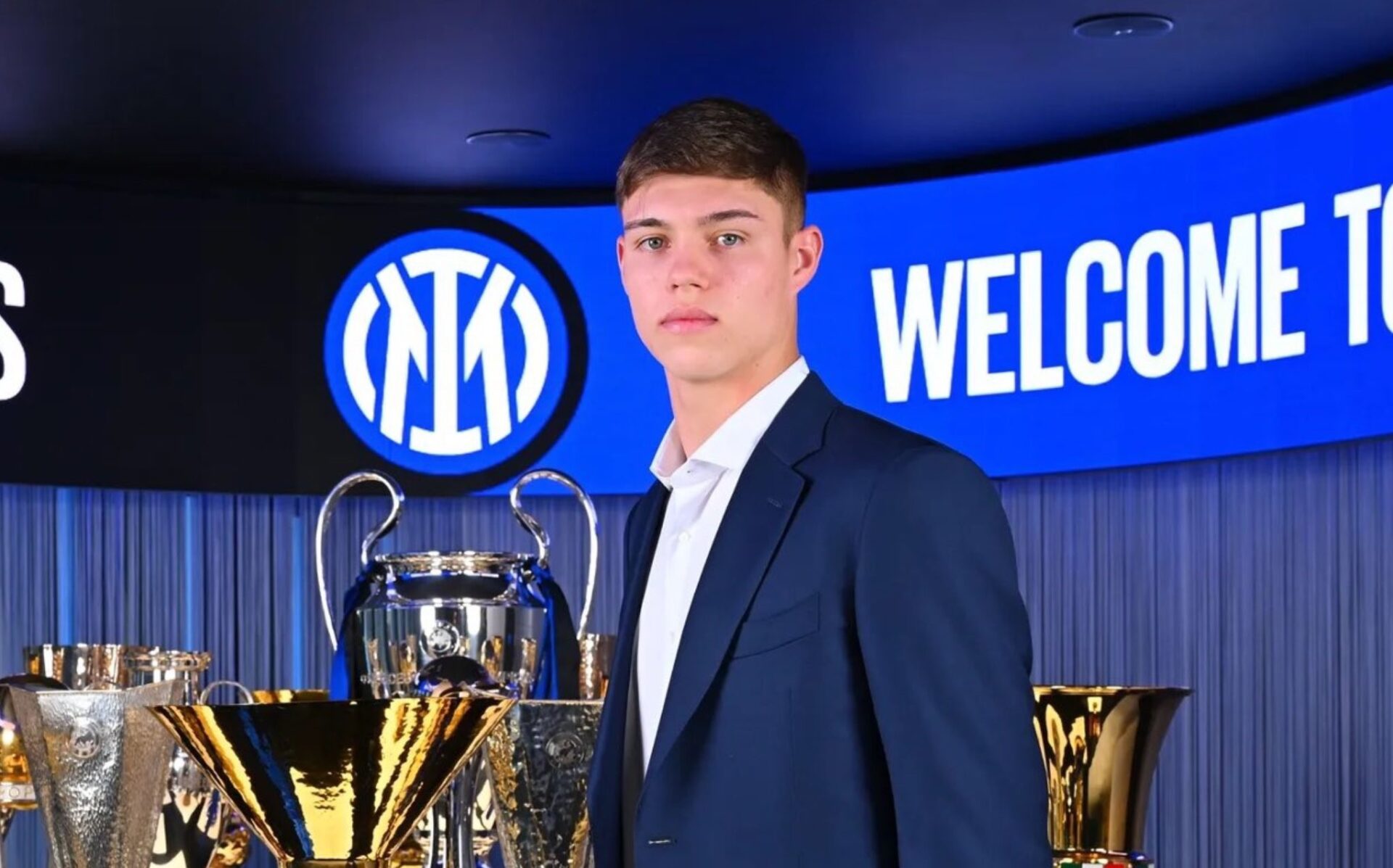 Inter Milão anuncia contratação de Tomás Palacios