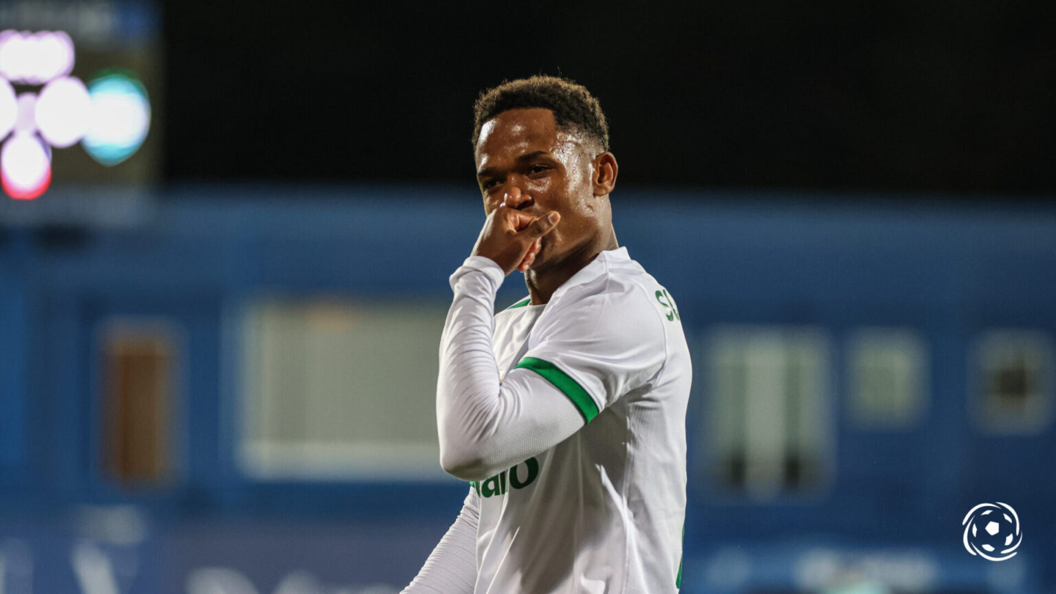 Geny Catamo faz história para Moçambique na Champions League