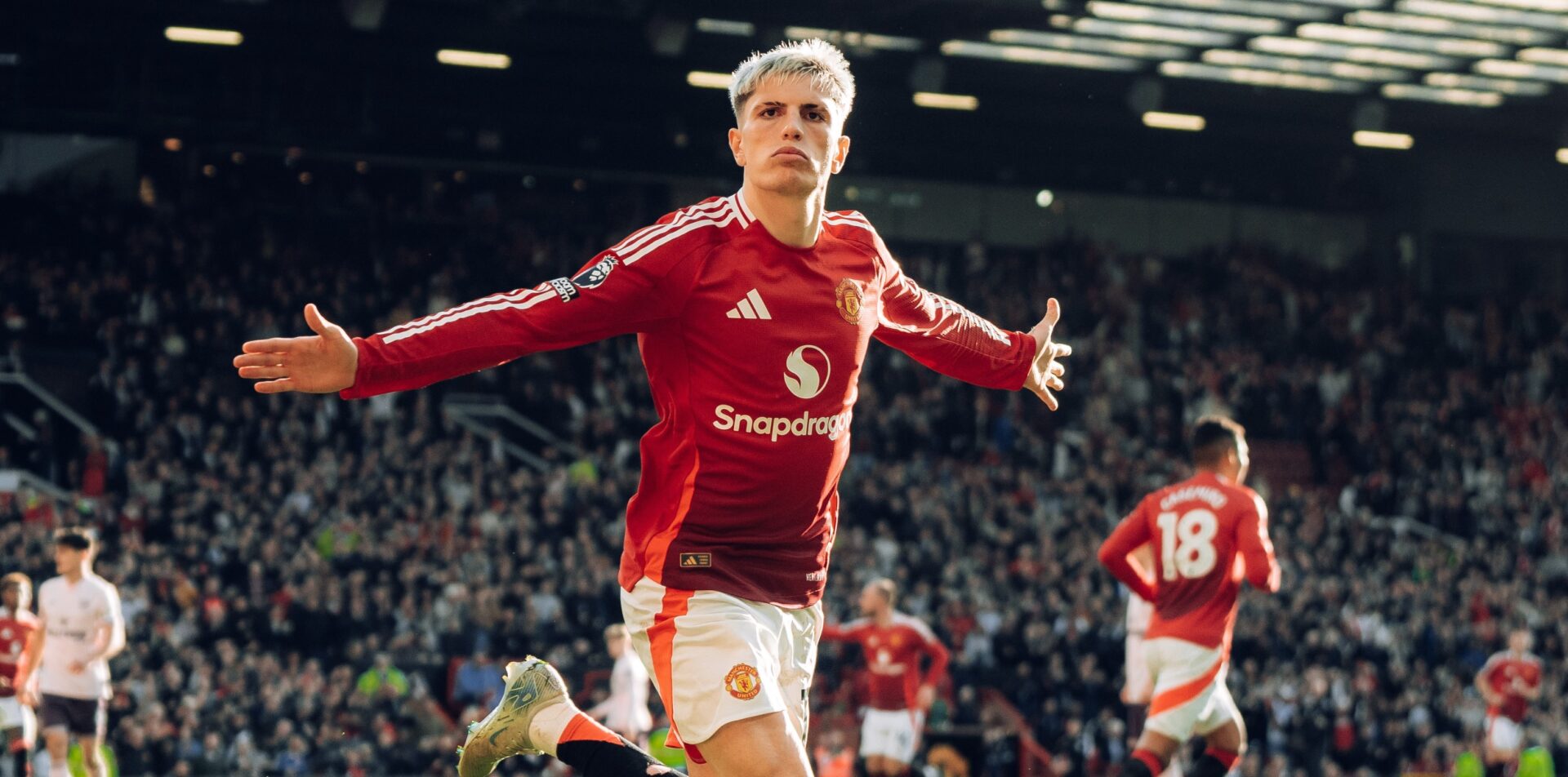 Alejandro Garnacho vence o prémio Puskás 2024