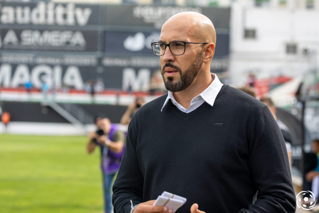 José Faria confirma duas ausências para defrontar o FC Porto