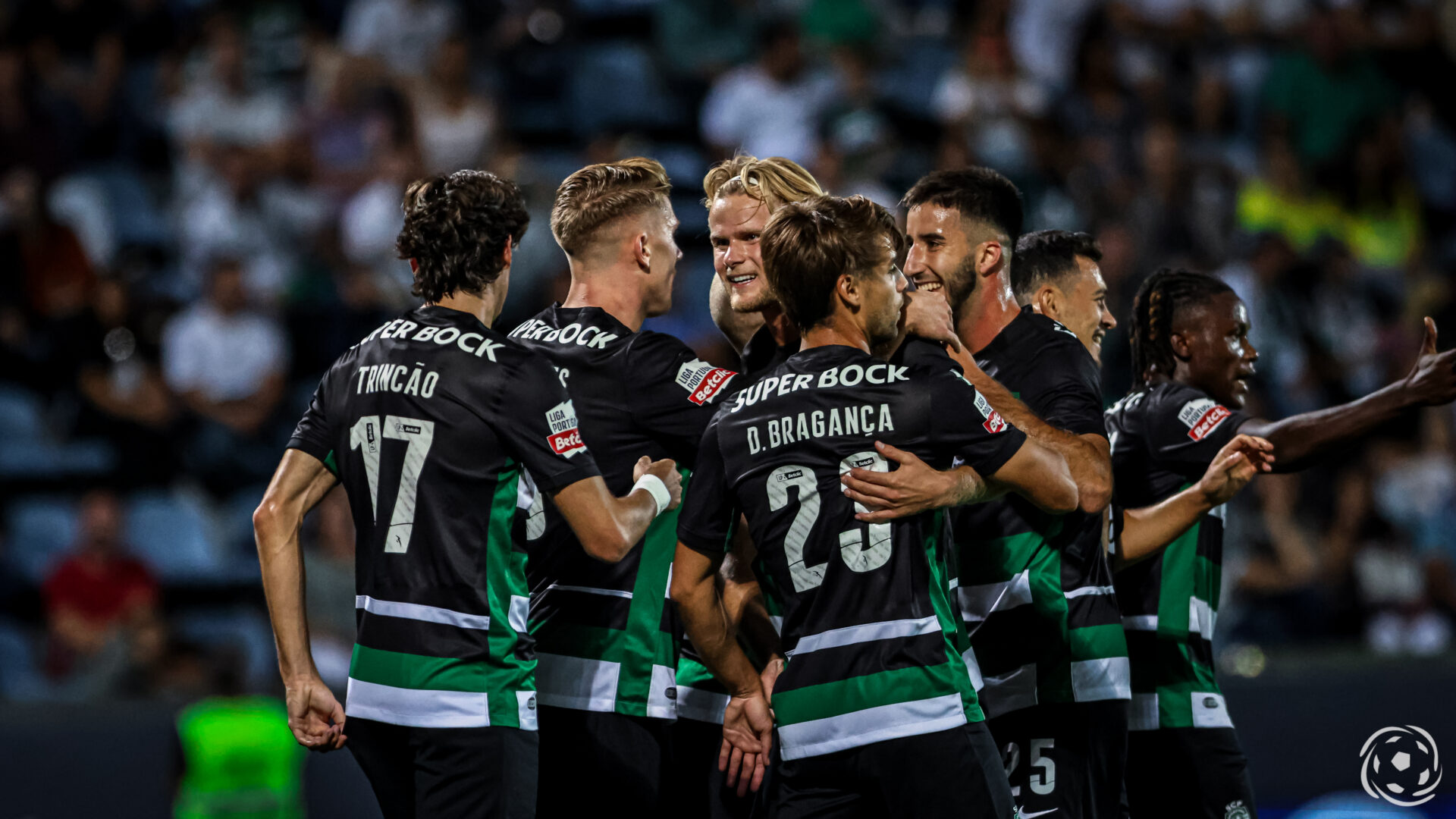 Com 4 jogadores da equipa B, eis os 23 convocados do Sporting para o ...