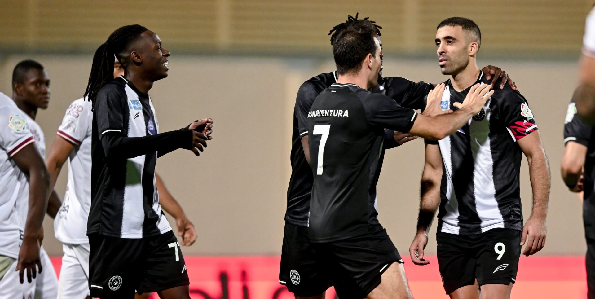 Al Shabab de Vítor Pereira soma terceira vitória consecutiva na Liga da Arábia Saudita