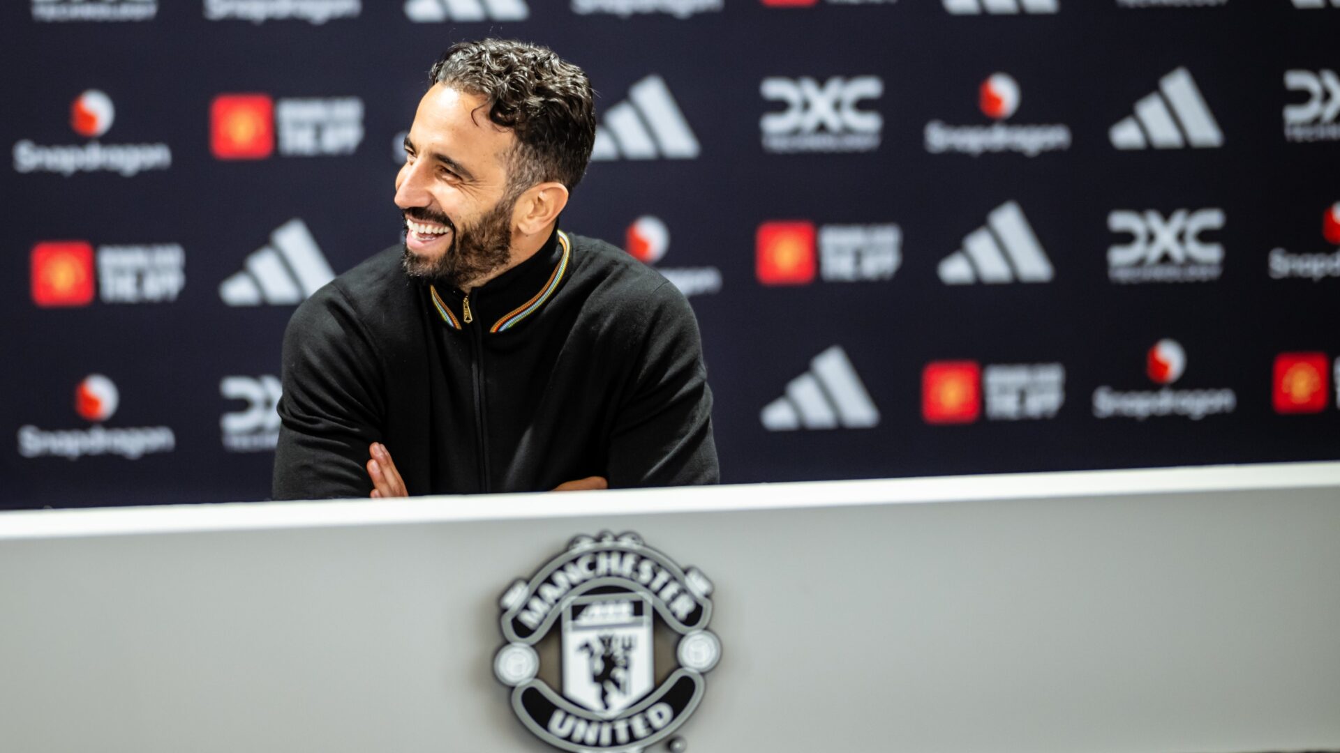 Ruben Amorim dá pistas quanto a 2 titulares para a estreia no Manchester United