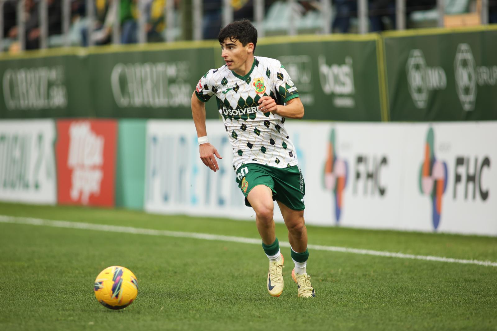 Costinha assina melhor arranque da carreira pelo Paços Ferreira