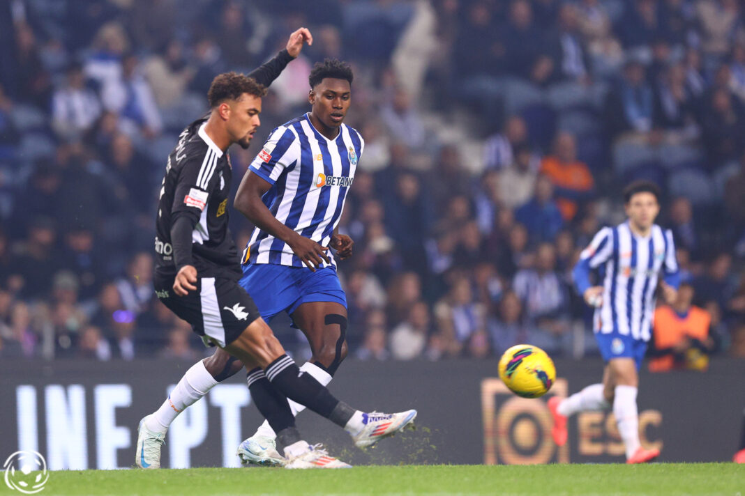 Samu Aghehowa no pódio de ranking importante só com jogadores espanhóis