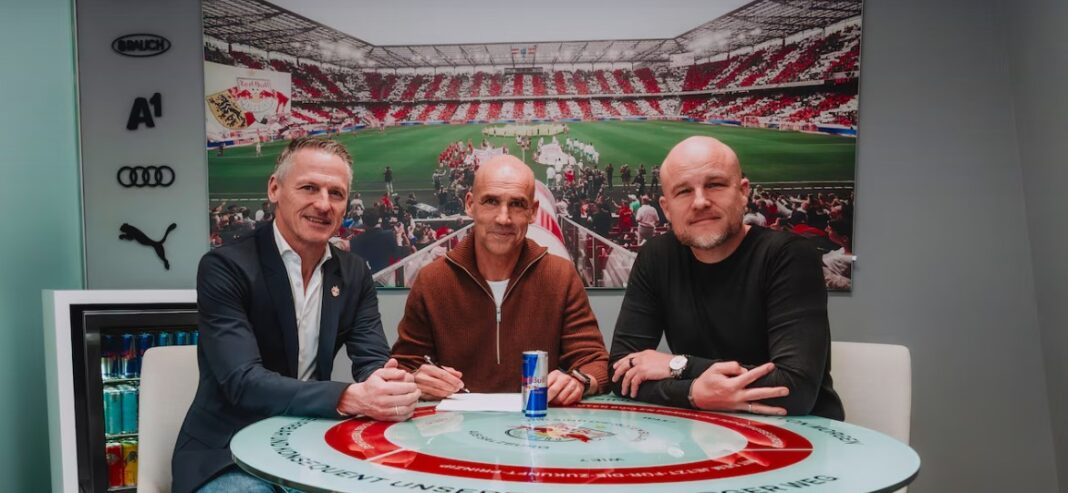 Thomas Letsch oficializado como novo treinador do RB Salzburg