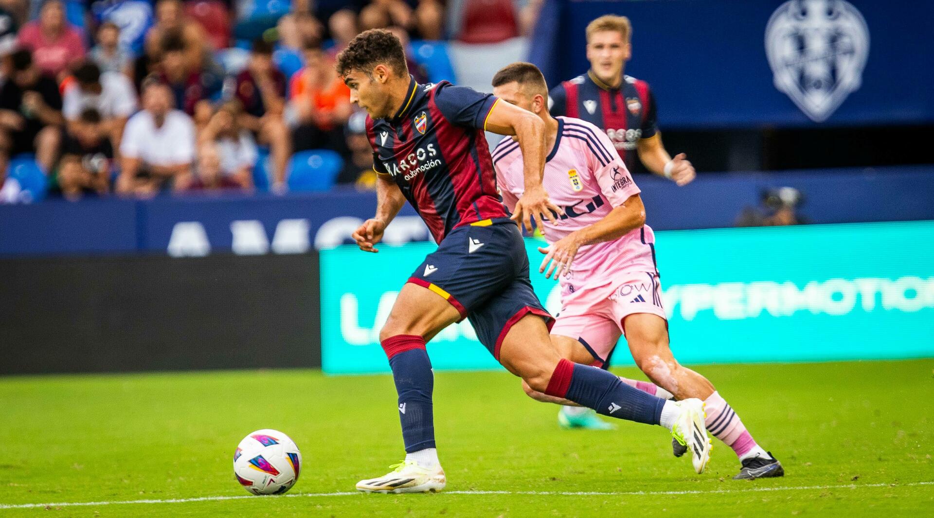 Sporting apresenta proposta de 9,5 milhões de euros por Andrés García