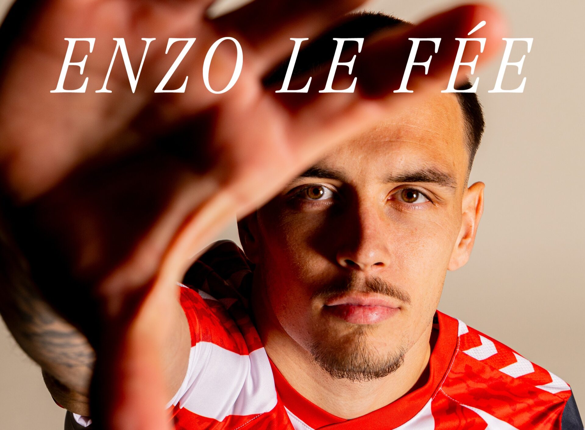 Sunderland garante Enzo Le Fée por empréstimo da AS Roma