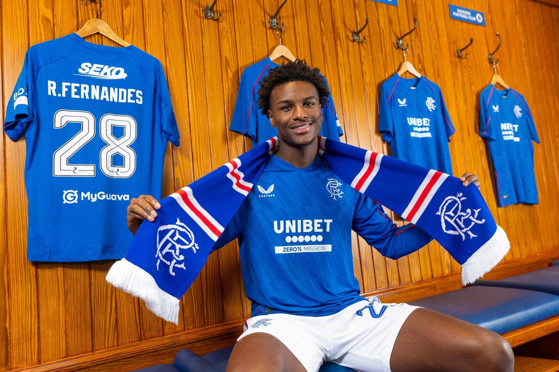 Português Rafael Fernandes troca Lille pelo Rangers